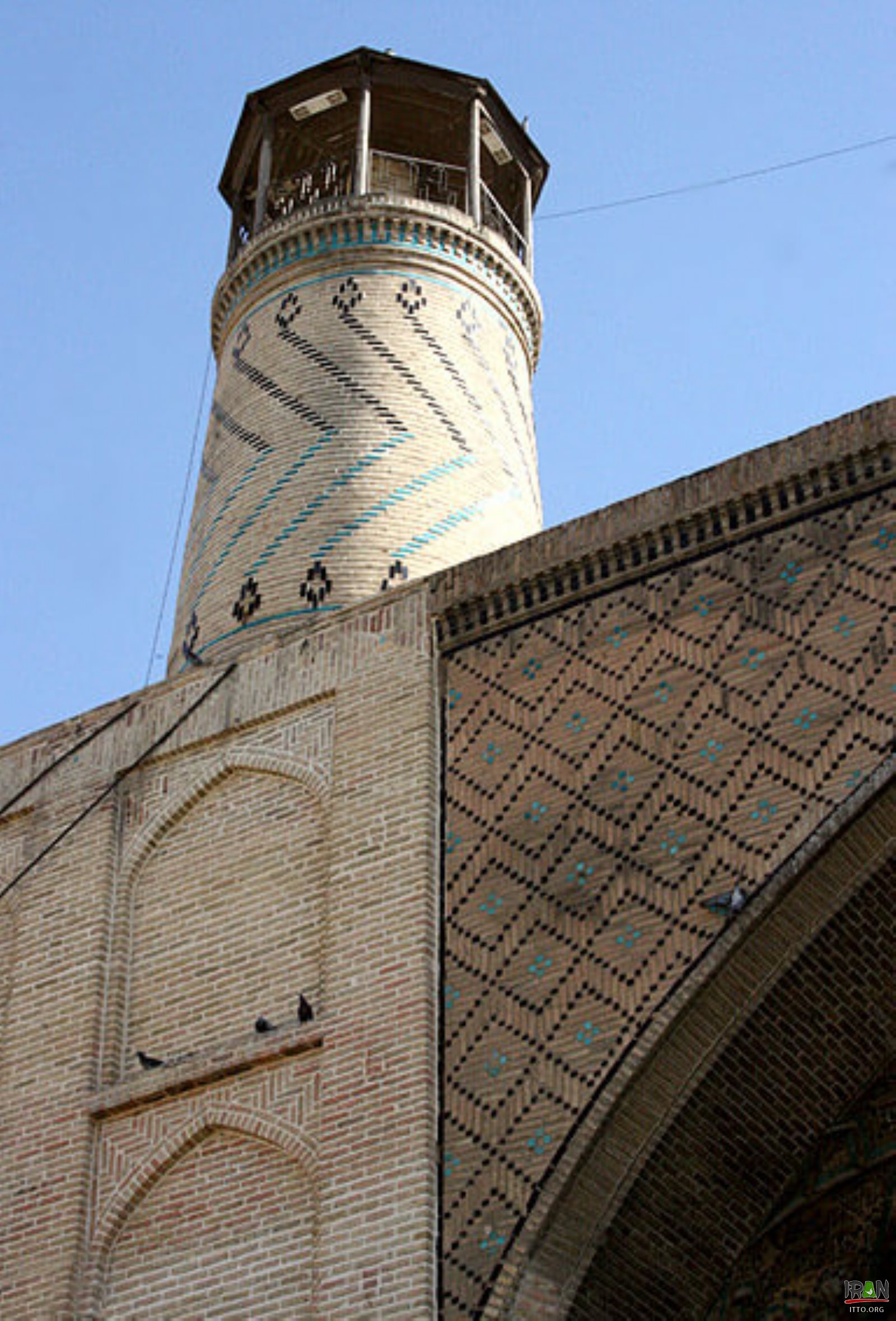 Hamadan Jame Mosque Photo Gallery - Iran Travel and Tourism