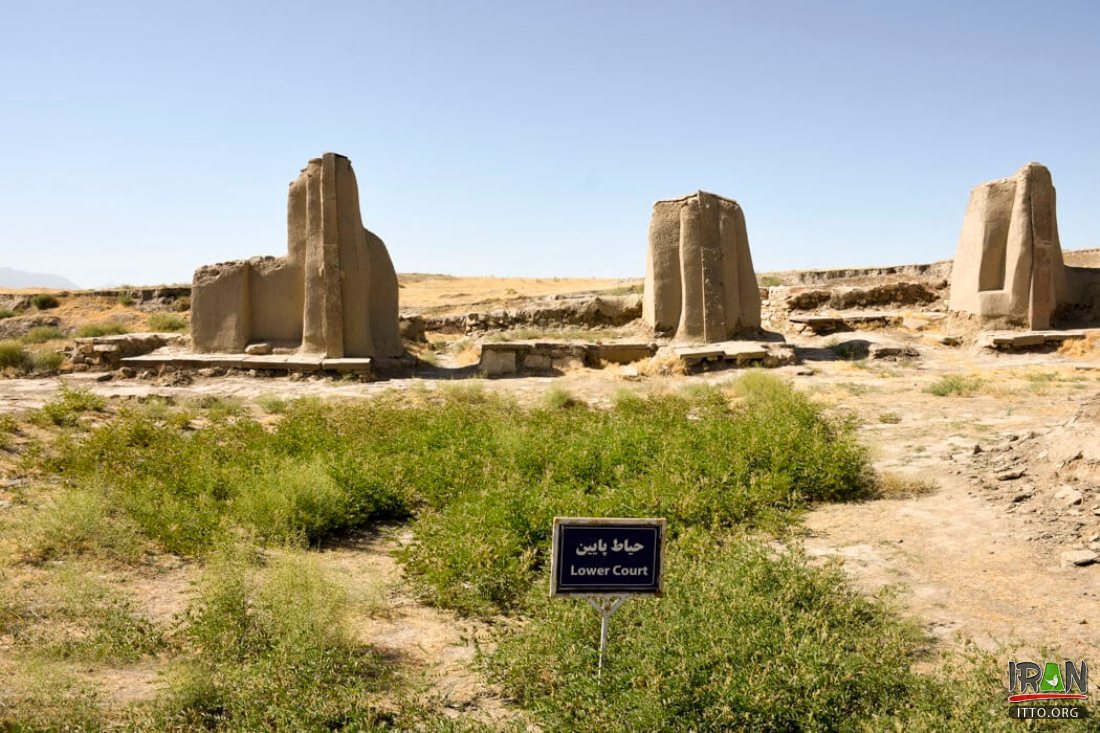 Hassanloo Hill Photo Gallery - Iran Travel and Tourism