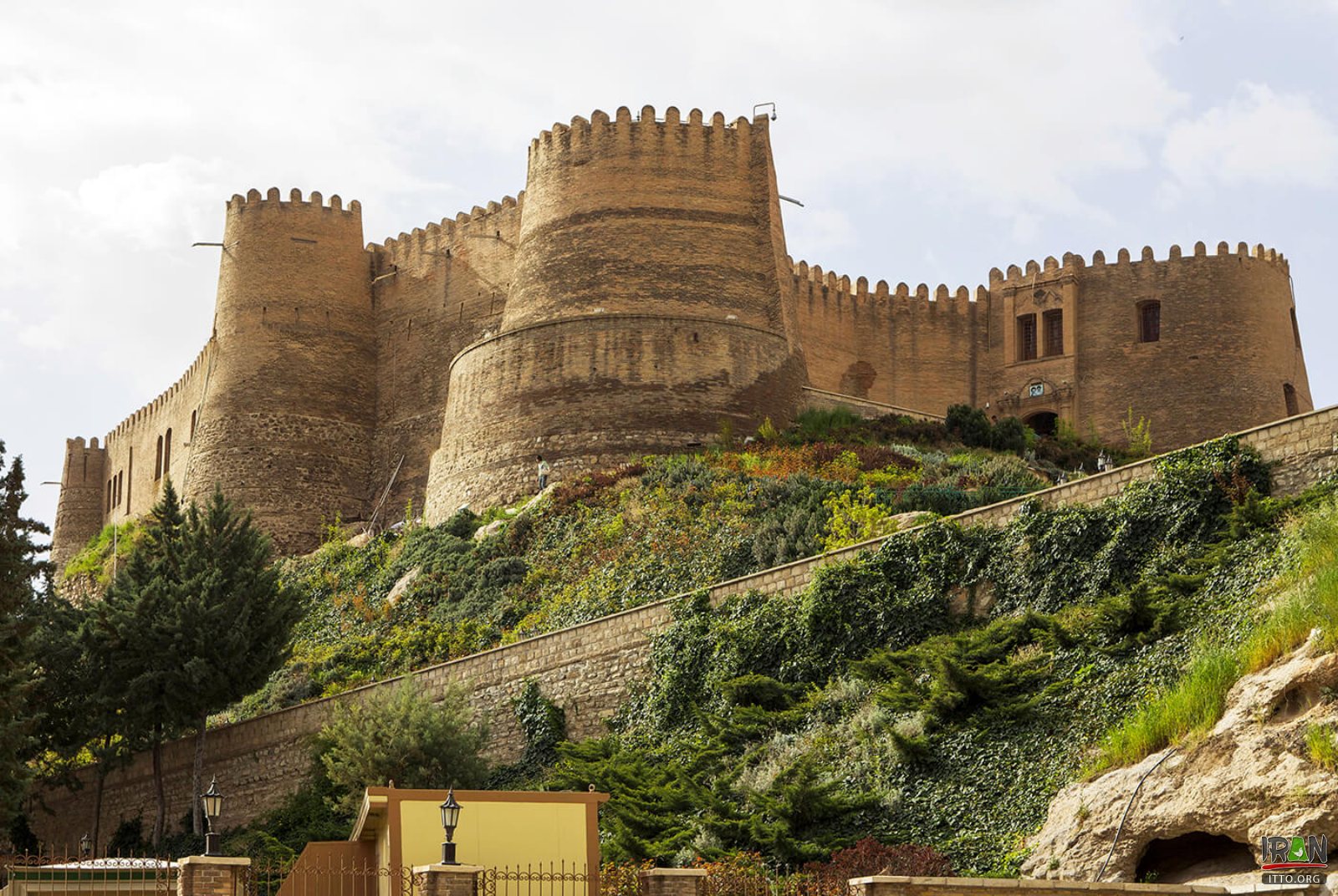 Falak-ol-Aflak Citadel (Shapur Khast) Photo Gallery - Iran Travel and ...