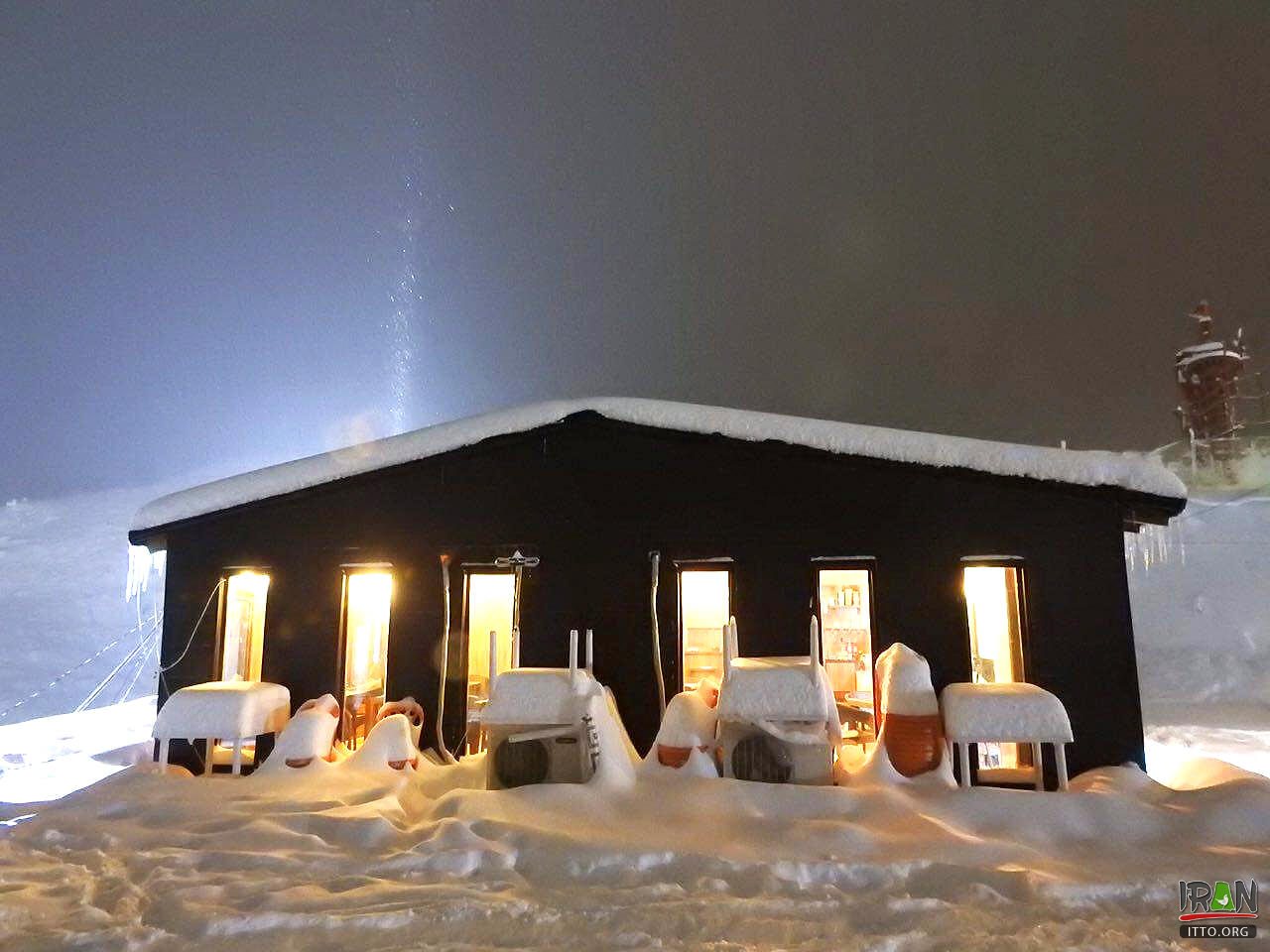 PHOTO: Khor Ski Resort near Karaj-Chalus Road - Iran Travel and Tourism